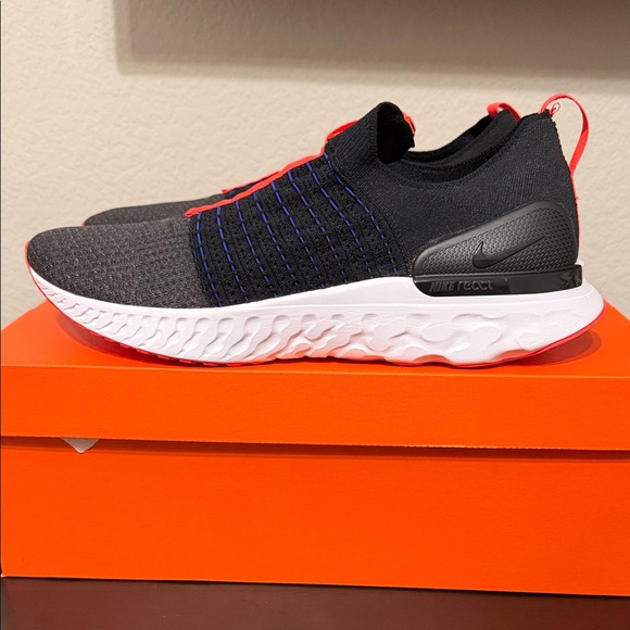 Nike | Shoes | Nike React Phantom Run Flyknit 2 In Black And Bright ...